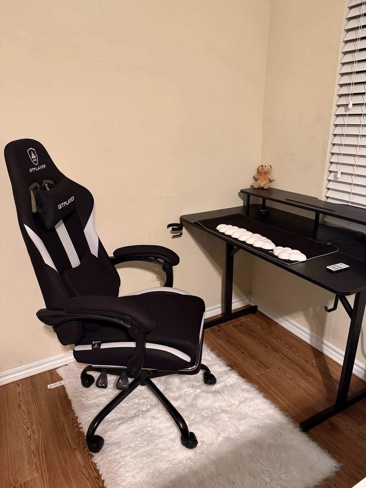 10 Best Budget Gaming Chairs Under $200 (March 2026) - Complete Guide