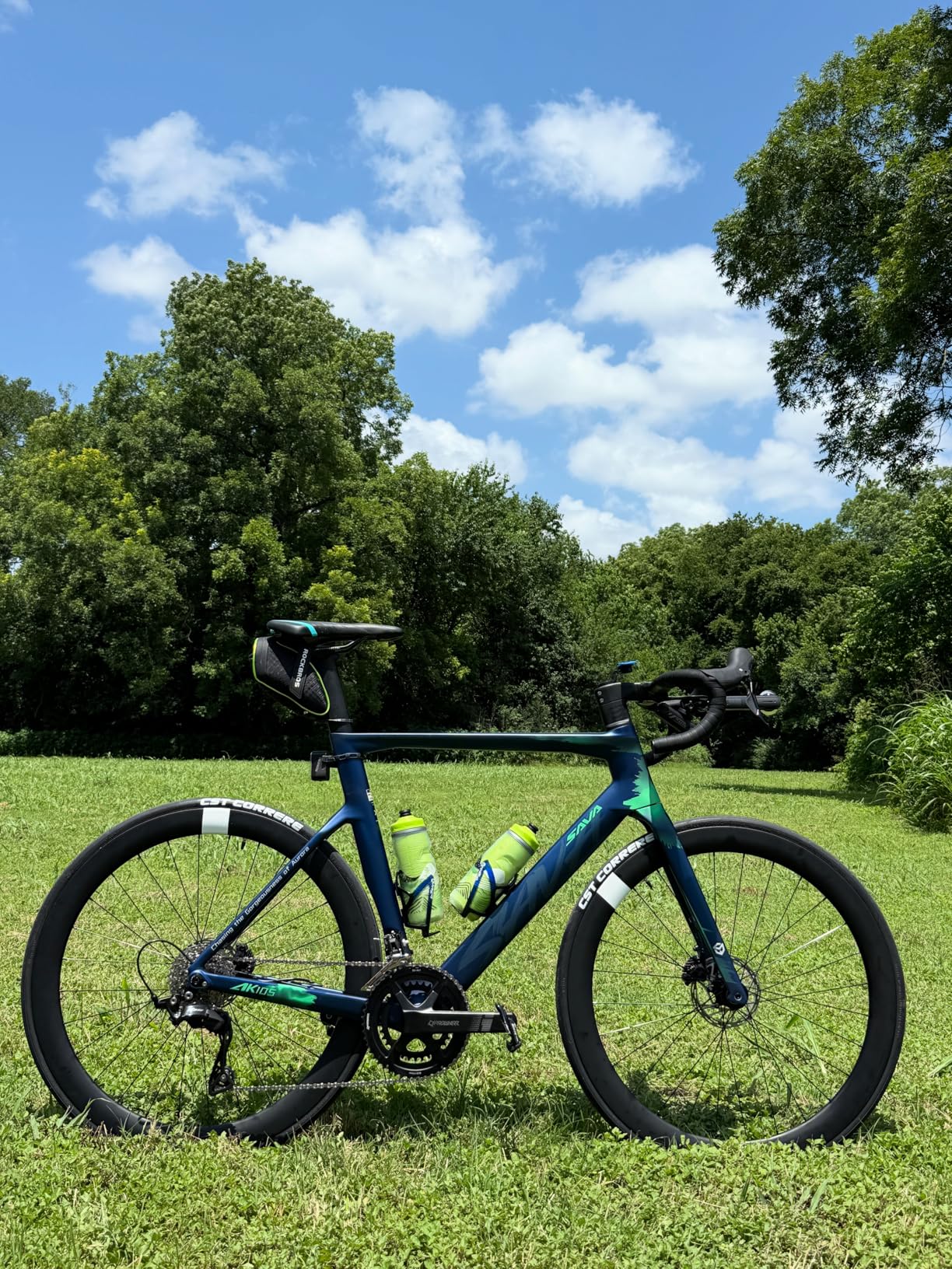 12 Best Road Bikes (May 2026) Expert Picks & Reviews